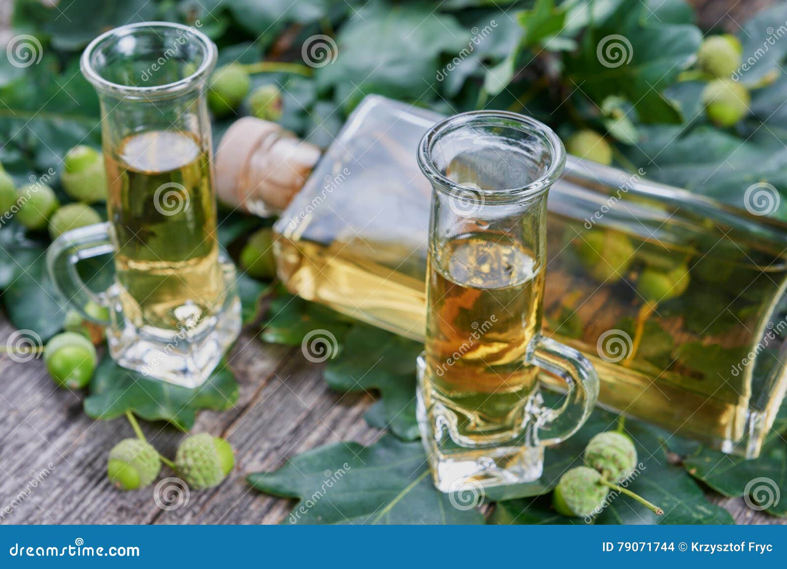 Oak tree alcohol stock photo. Image of bunch, alcoholic - 79071744