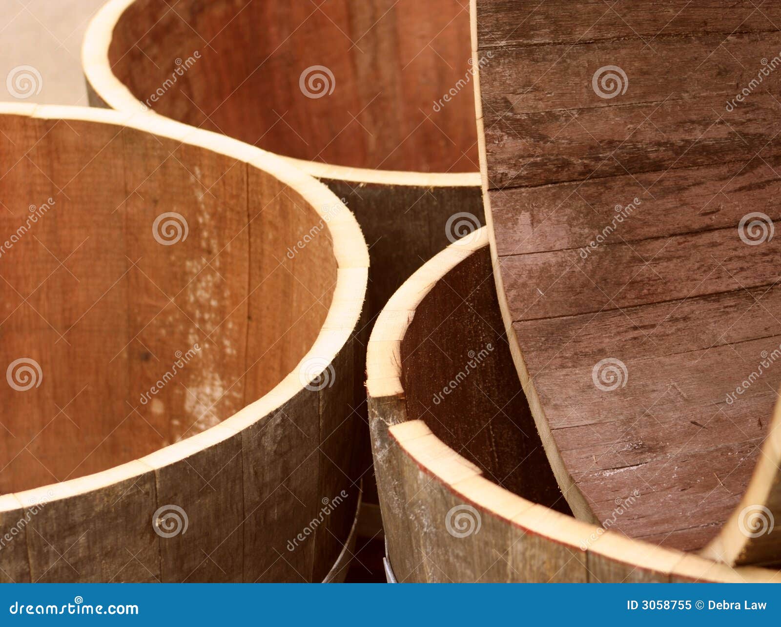 Oak wine barrel stock image. Image of seasoning, outdoors - 3058755
