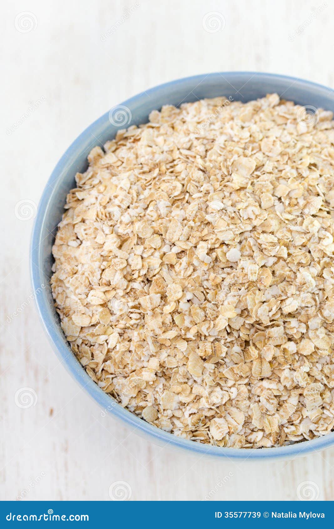 Oatmeal in bowl stock image. Image of oats, meal, nature - 35577739