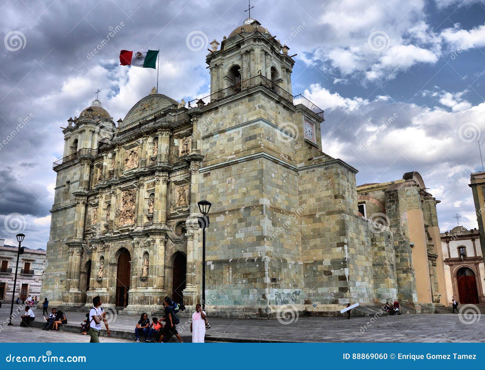 Oaxaca Zocalo editorial image. Image of construction - 88869060