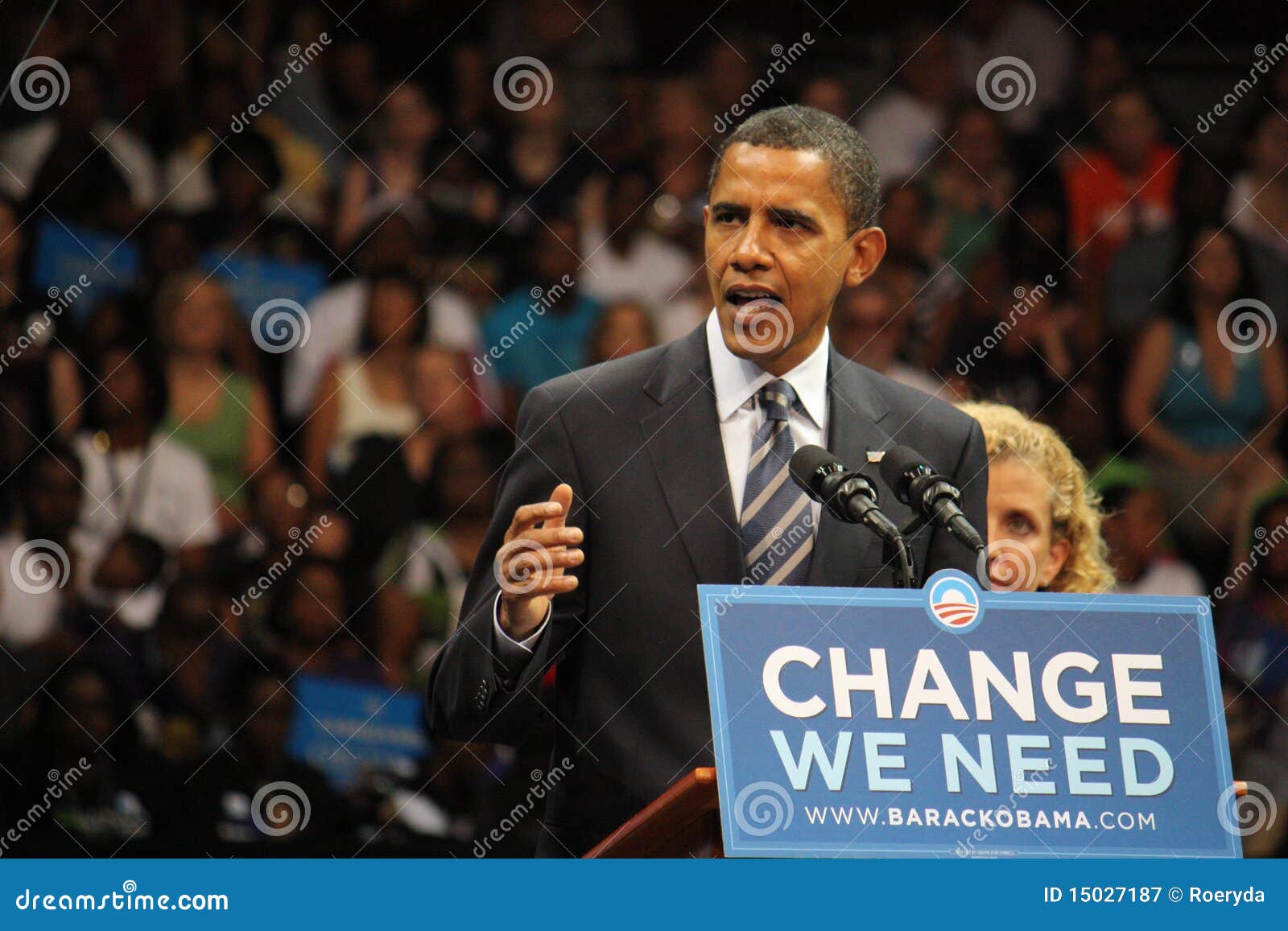 Obama on Campaign editorial photography. Image of obama - 15027187