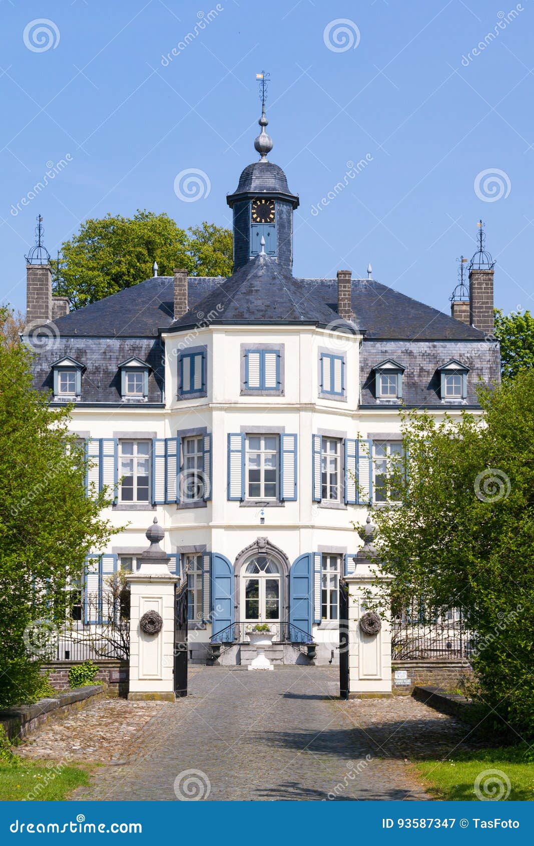 Obbicht Castle in Sittard-Geleen, Limburg, Netherlands Editorial ...
