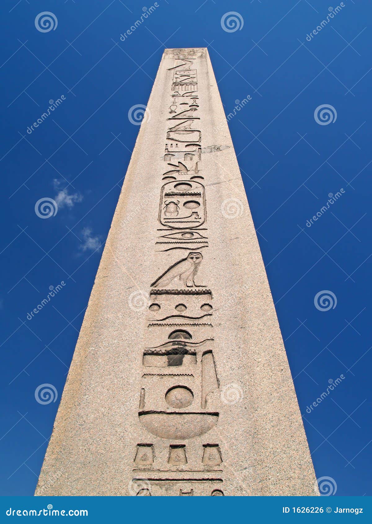 Obelisco antiguo de Egipto foto de archivo. Imagen de obelisco - 1626226