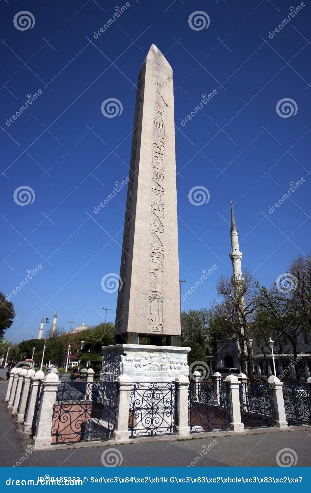 Obelisco antiguo de Egipto imagen de archivo. Imagen de monumento ...