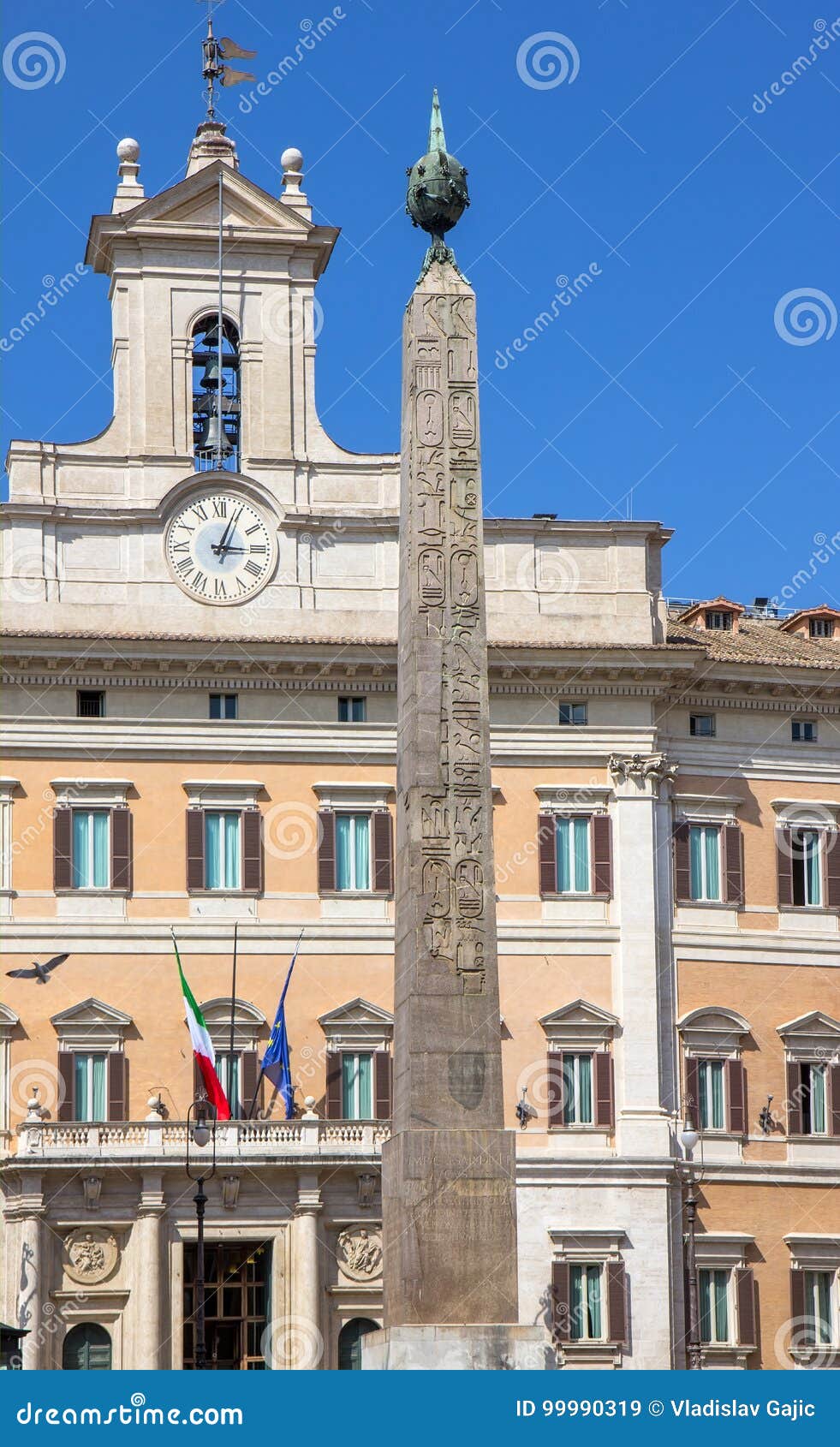 Obelisco De Montecitorio En Roma Imagen de archivo - Imagen de ciudad ...