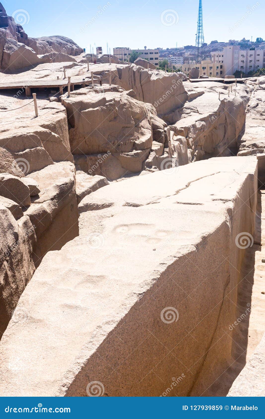 Obelisco Inacabado - Aswan - Egito Imagem de Stock - Imagem de turismo ...