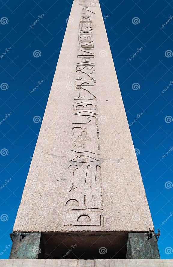 Obelisk-Hieroglyphen stockbild. Bild von dekorativ, hieroglyphen - 39002949