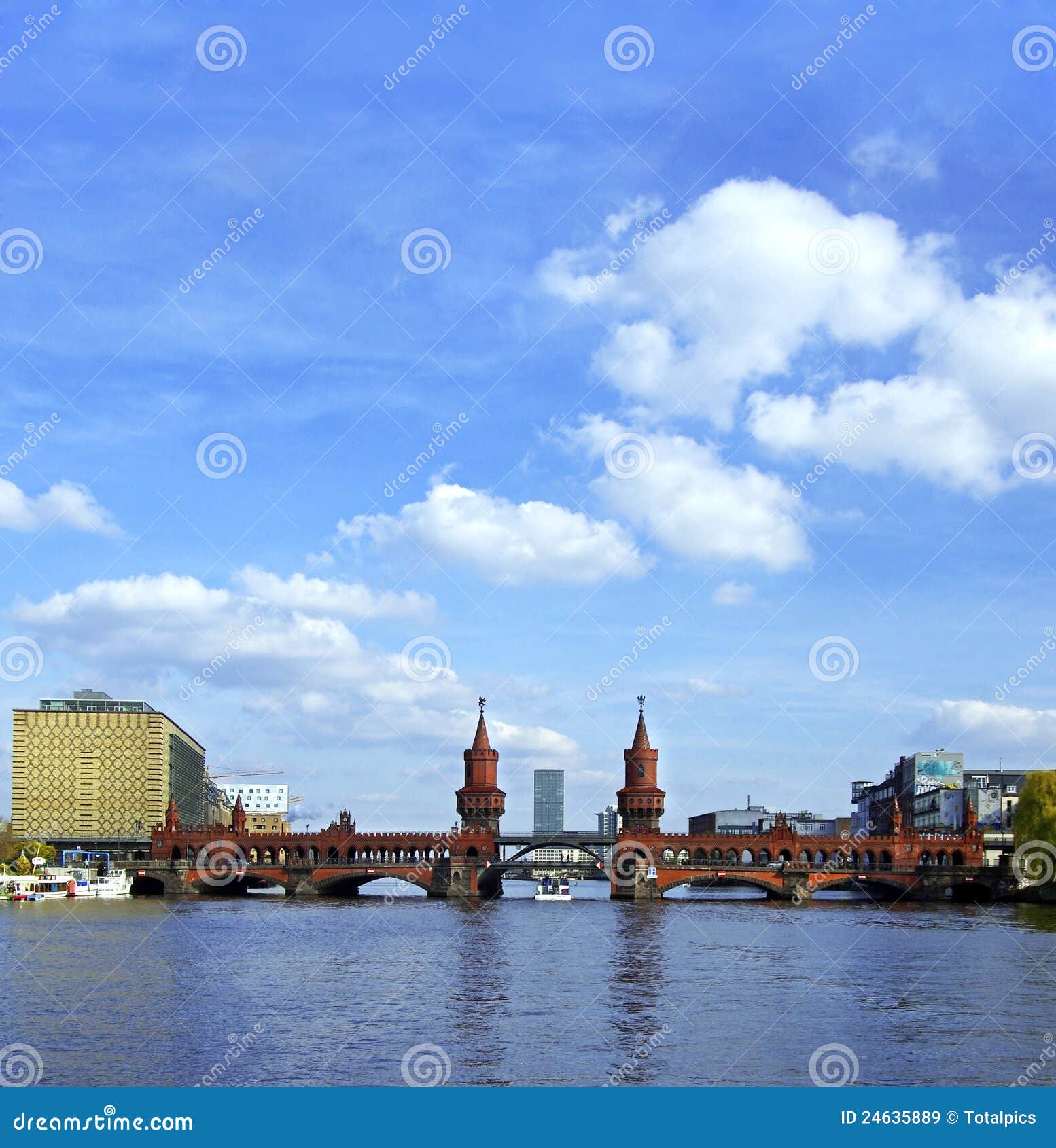 Oberbaumbruecke Bridge Berlin Stock Image - Image of clouds, oberbaumbr ...