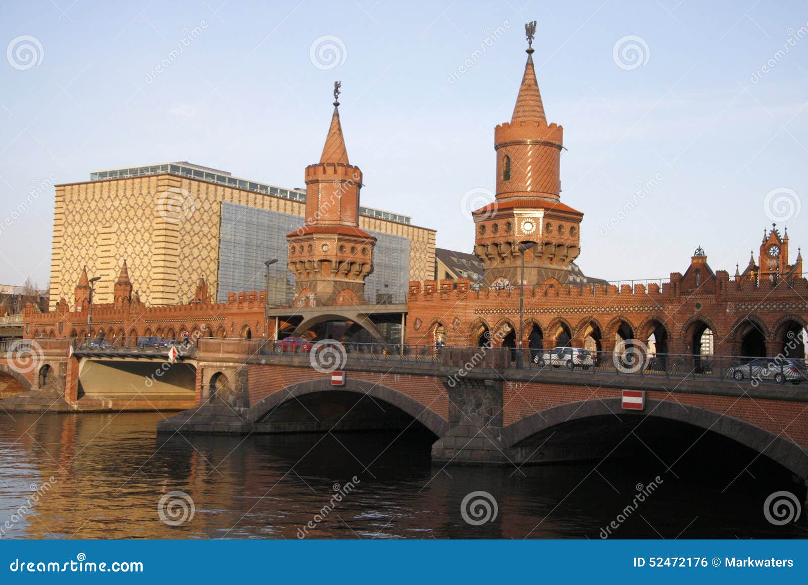 Oberbaumbruecke (Oberbaum Bridge) Editorial Photo - Image of ...