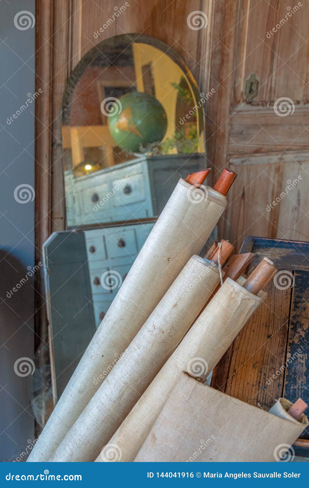 1,337 Loft Objects Photos - Free & Royalty-Free Stock Photos from ...