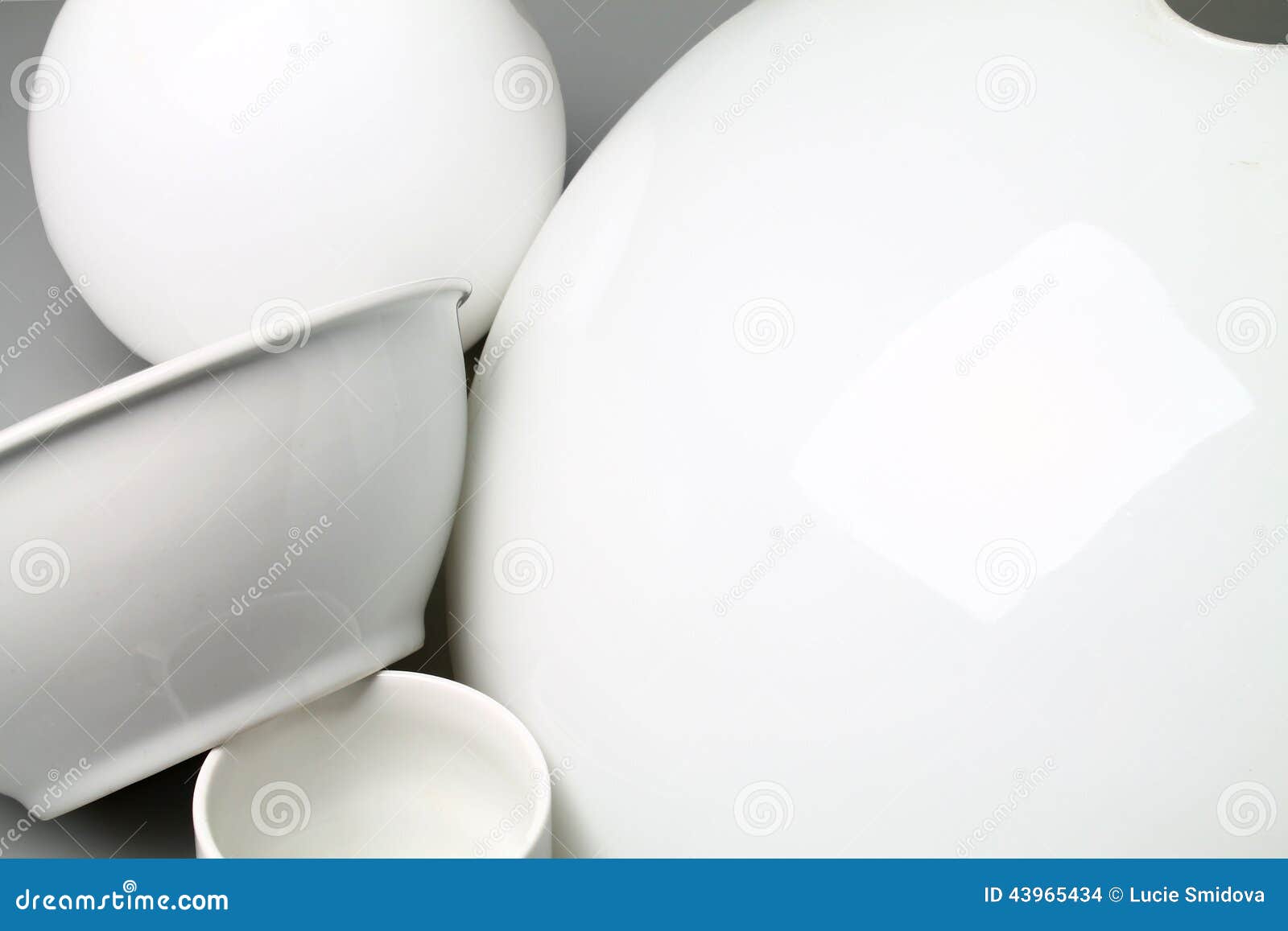 Objetos blancos foto de archivo. Imagen de extracto, blanco - 43965434