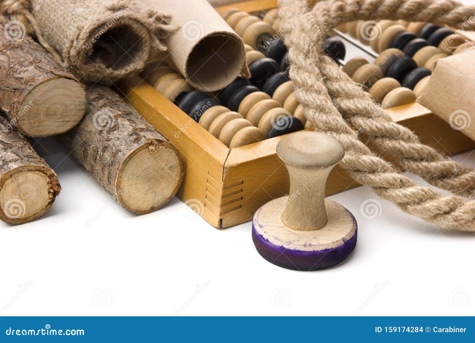 Objetos Diversos En La Oficina De Carga Foto de archivo - Imagen de ...