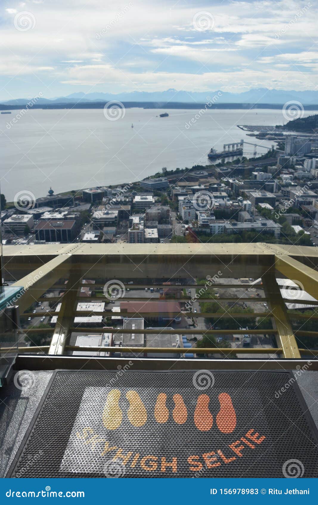 Observation Deck at the Space Needle in Seattle Editorial Stock Photo ...
