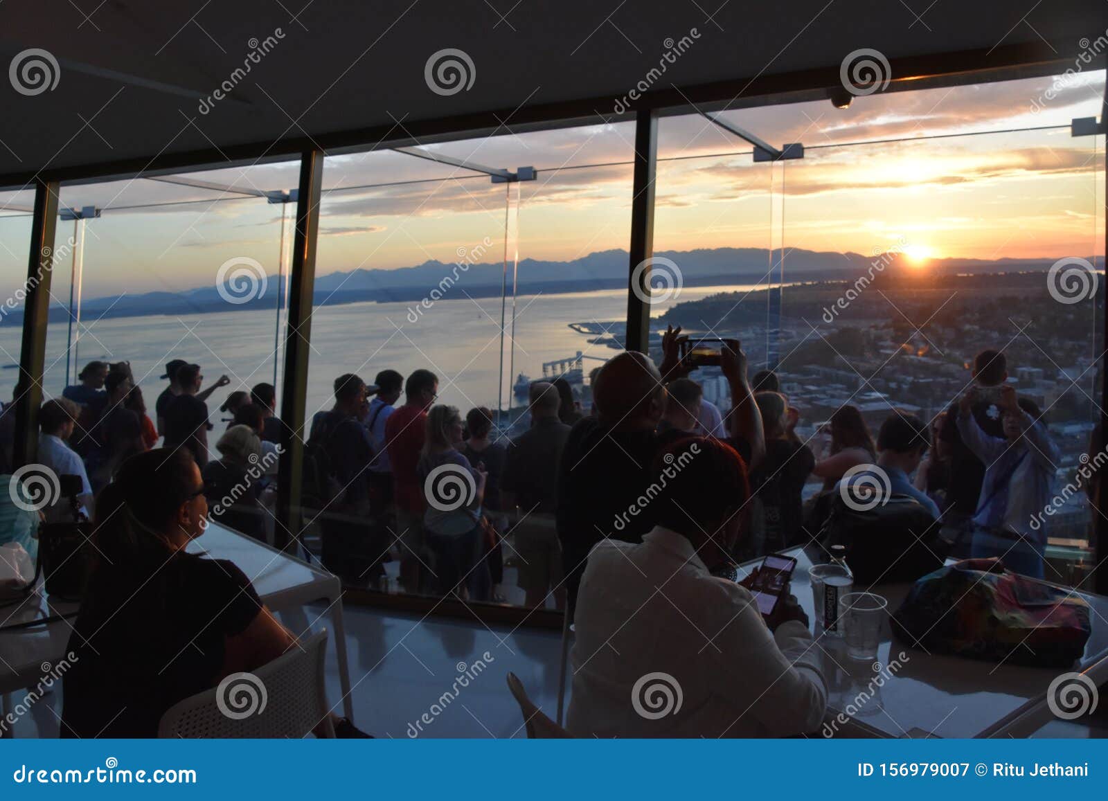 Observation Deck at the Space Needle in Seattle Editorial Photography ...