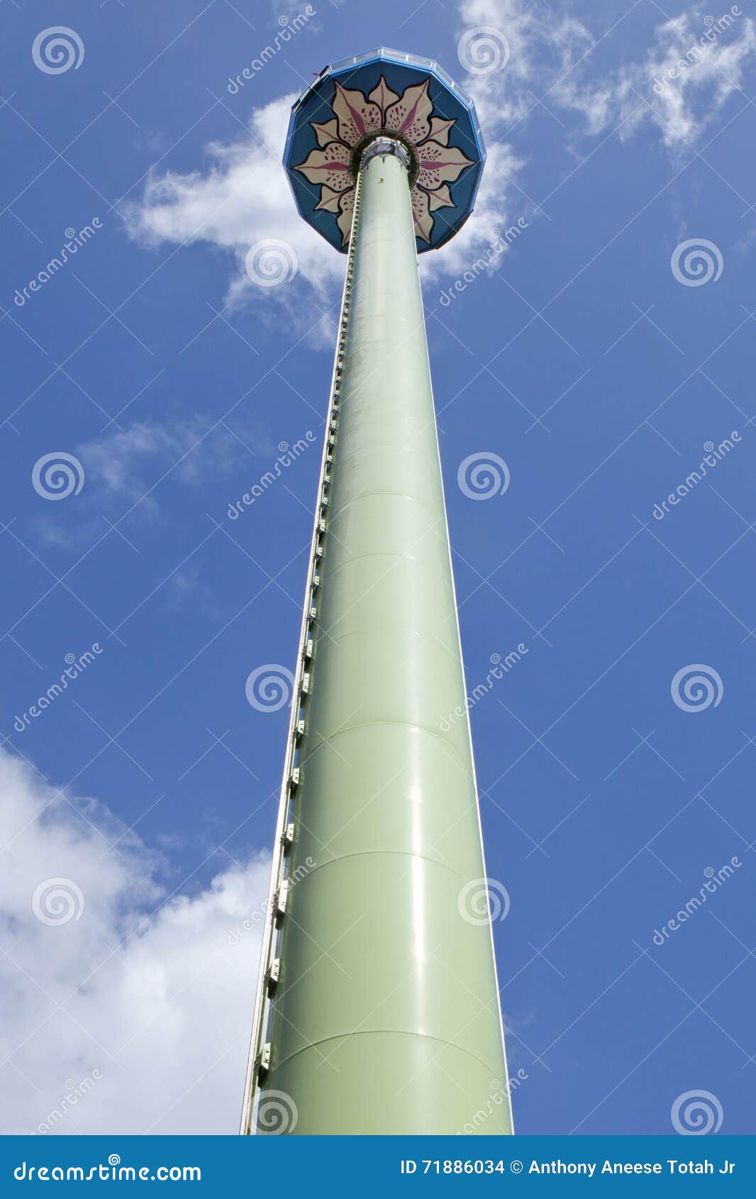 Observation Tower Ride in Playa Del Carmen, Mexico Stock Photo - Image ...