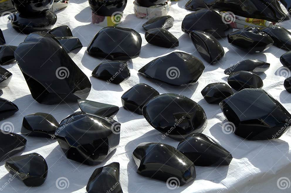 Obsidian 1 editorial stock photo. Image of customers, browsing - 835688