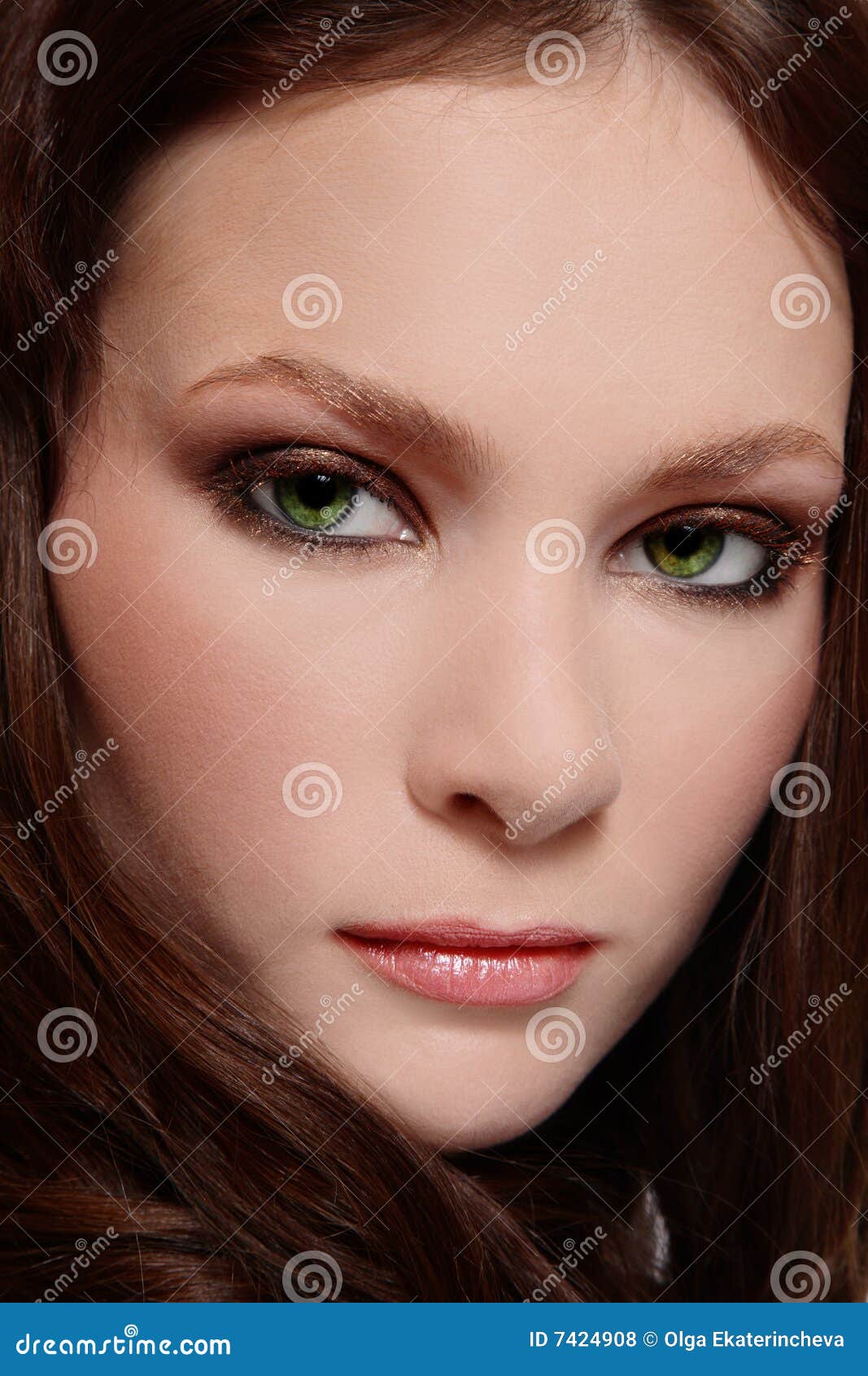 Occhi verdi fotografia stock. Immagine di fascino, faccia - 7424908