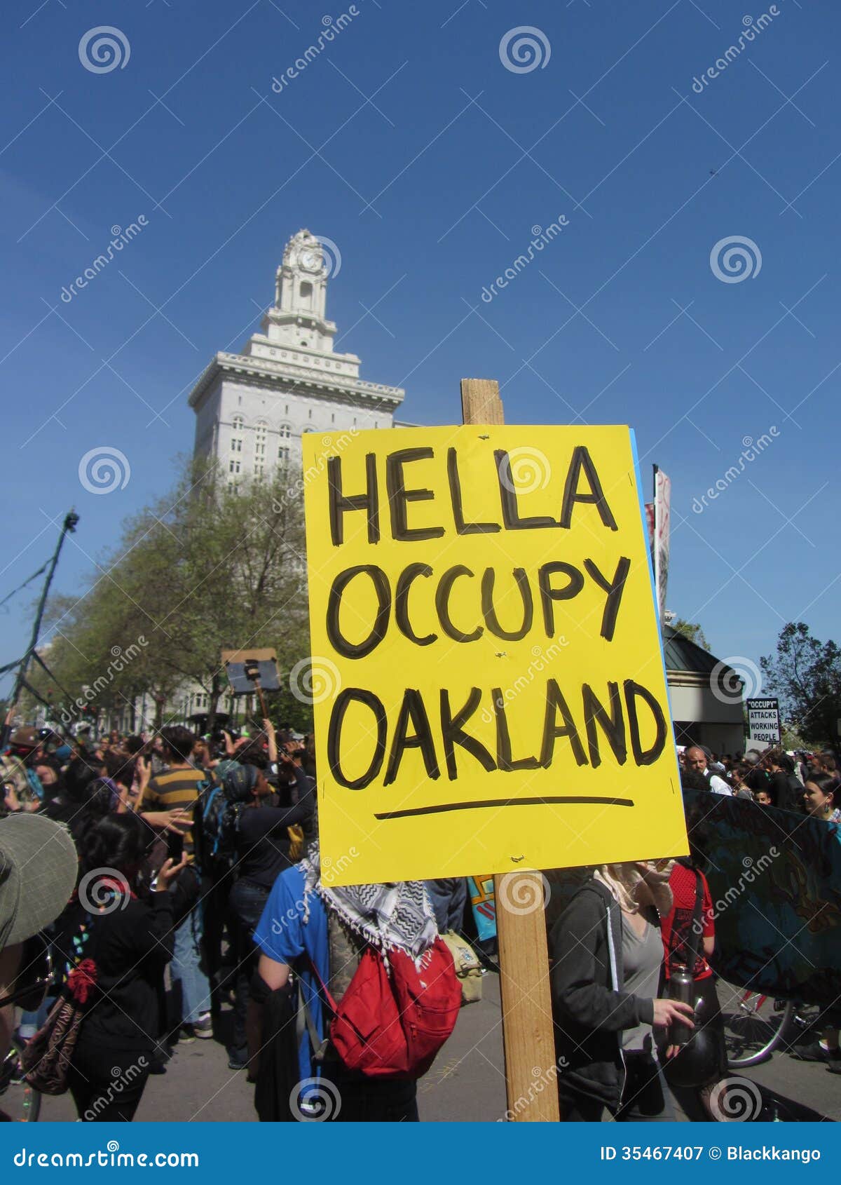 Occupy Oakland Protest editorial photography. Image of people - 35467407