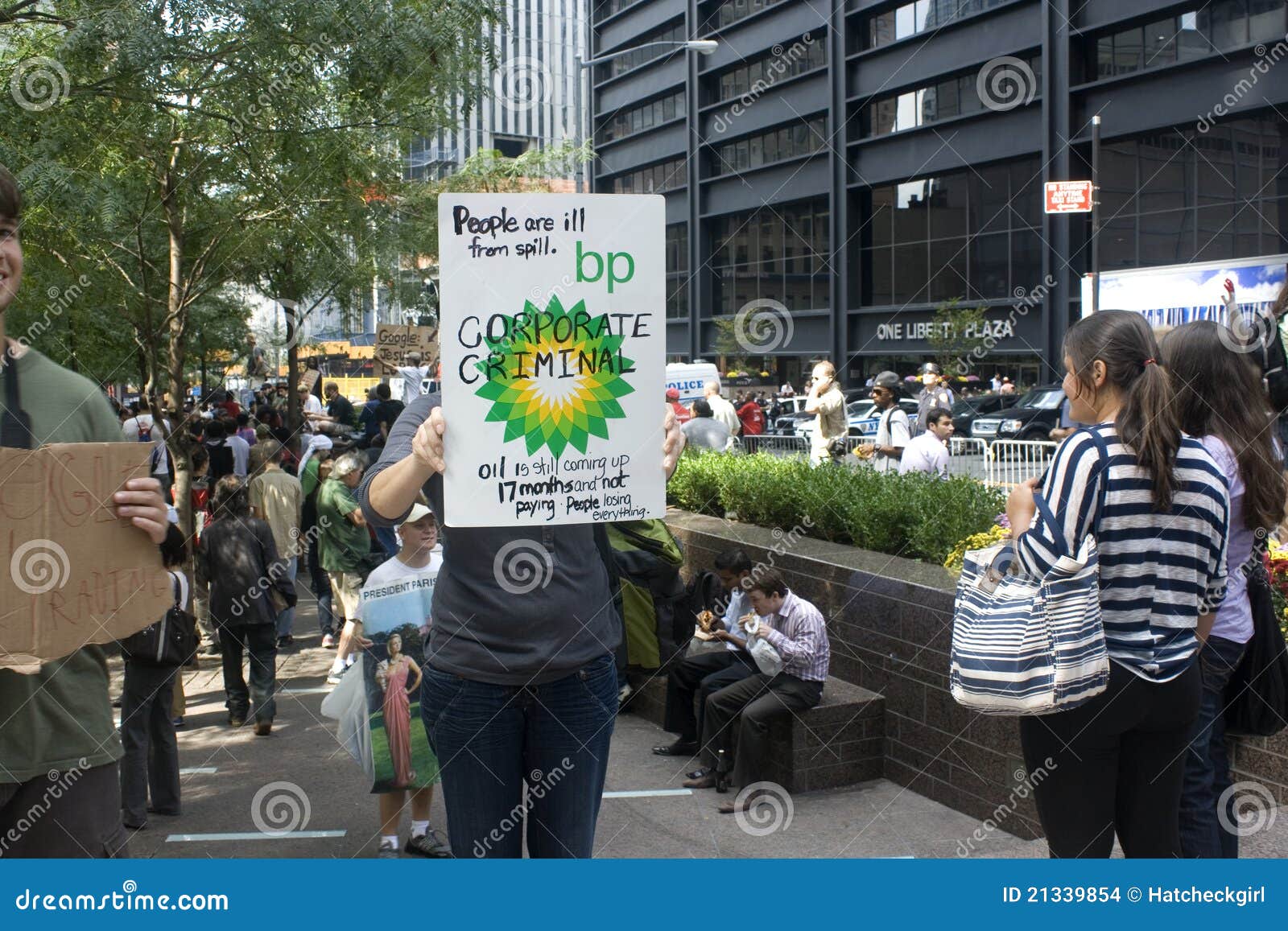 Occupy Wall St editorial stock image. Image of crowd - 21339854