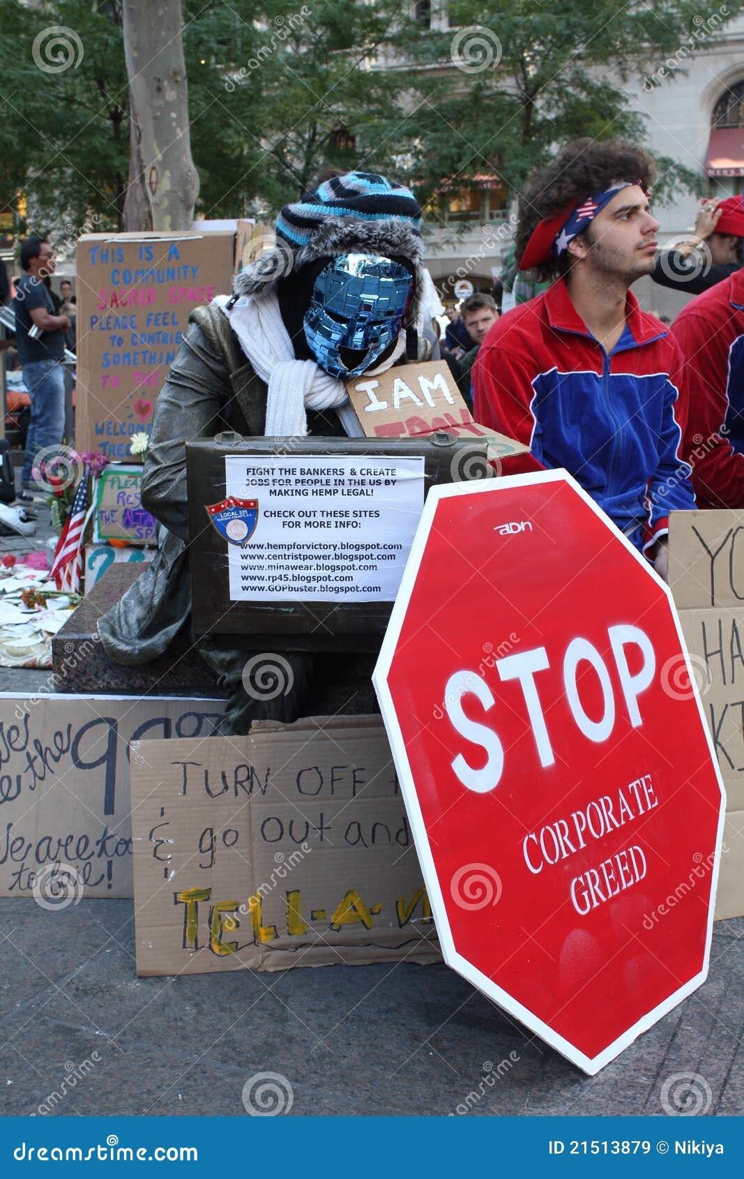 Occupy Wall Street editorial stock image. Image of bank - 21513879
