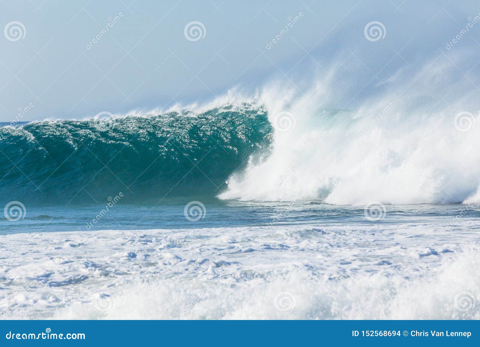Ocean Blue Wave Wall Spray Wind Spray Stock Photo - Image of ocean ...