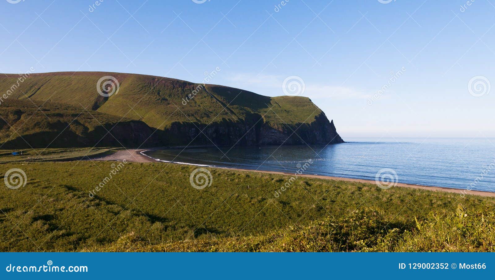 Ocean Coast, Commander Islands Stock Photo - Image of island, horizon ...