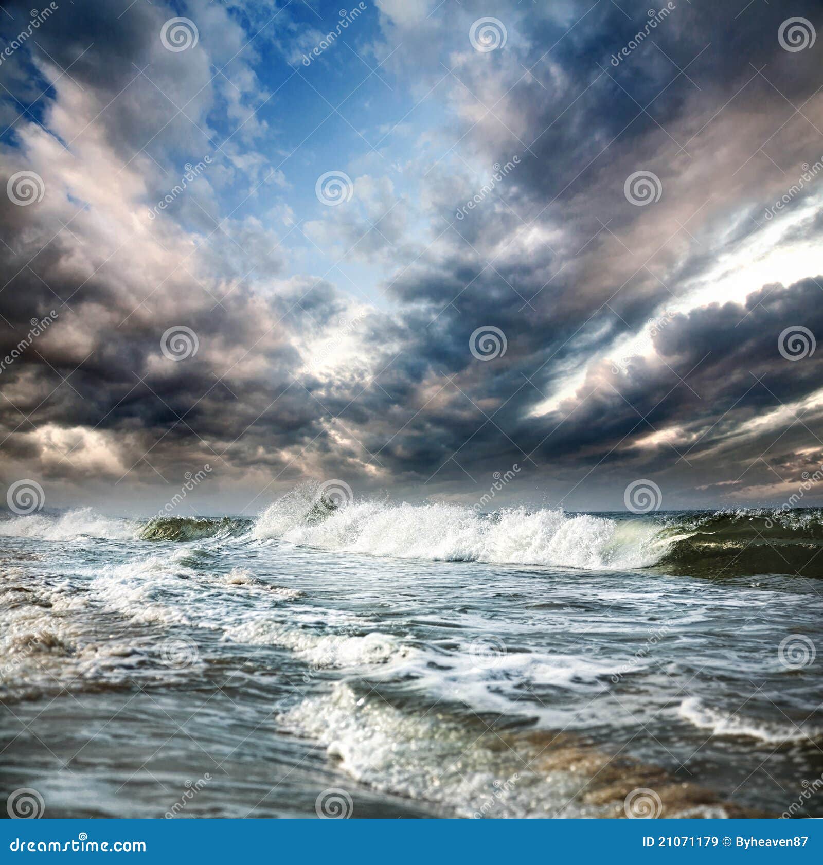 Ocean and dramatic sky stock image. Image of beautiful - 21071179
