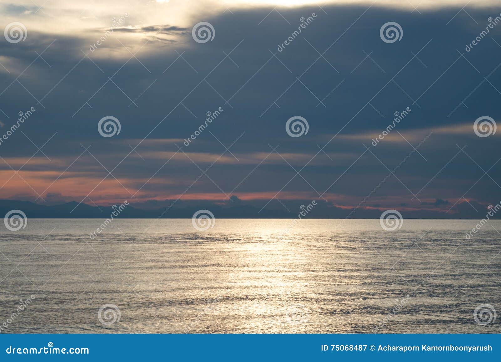 The ocean at dusk stock image. Image of meteorology, horizon - 75068487