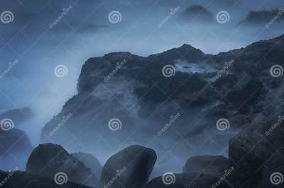 Ocean in Fog stock image. Image of shore, rock, morro - 18110627