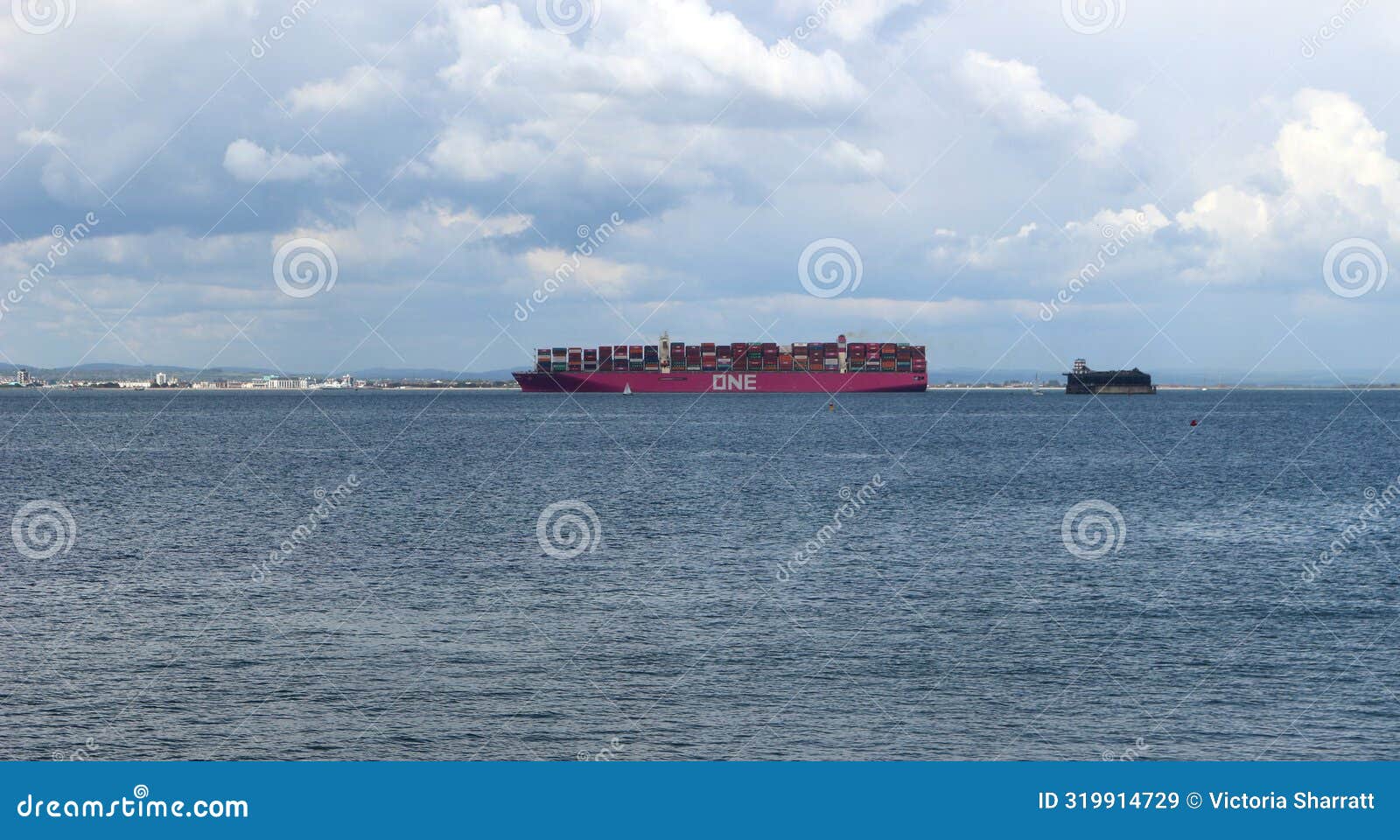 Ocean Network Express, Container Ship Sailing in the Solent Editorial ...