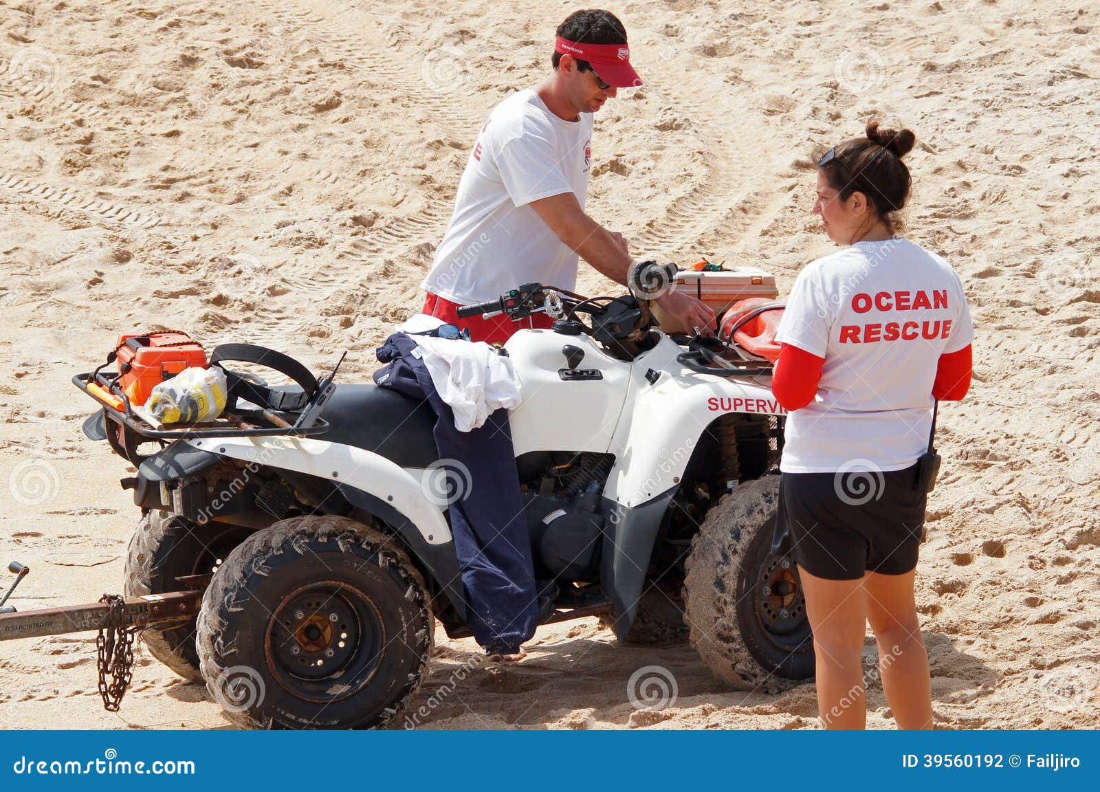 Ocean Rescue editorial photography. Image of workers - 39560192