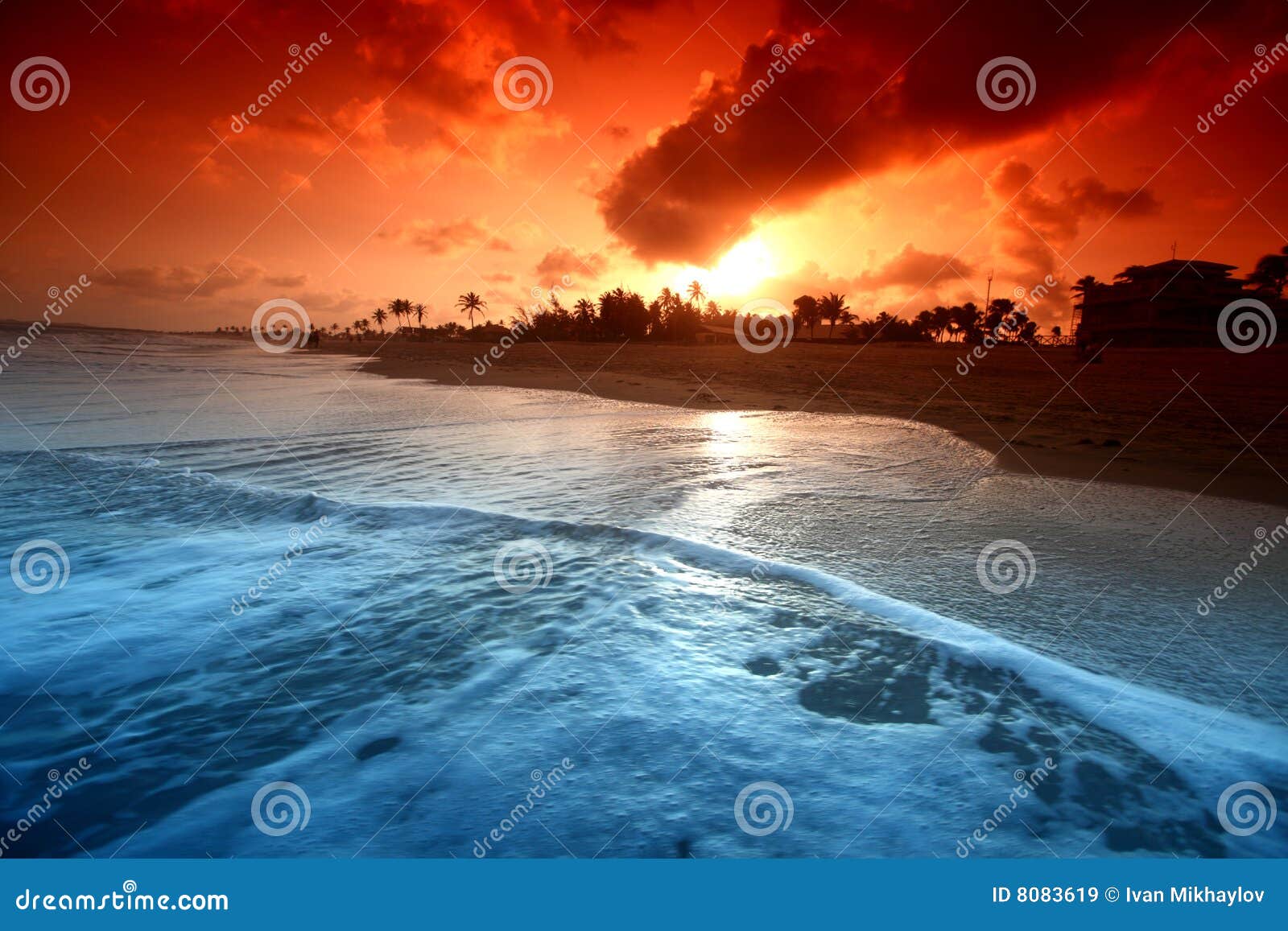 Ocean sunrice stock image. Image of dawn, peaceful, color - 8083619
