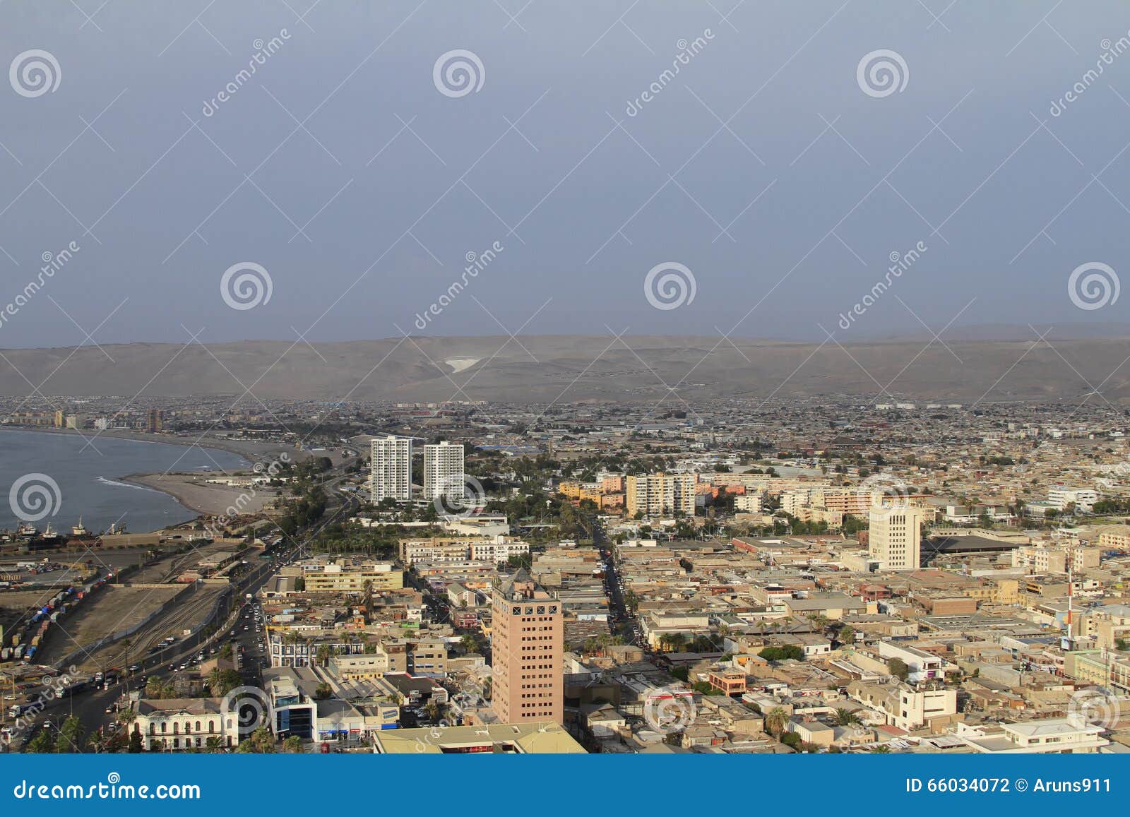 Ocean view of Arica Chile editorial photography. Image of vessels ...