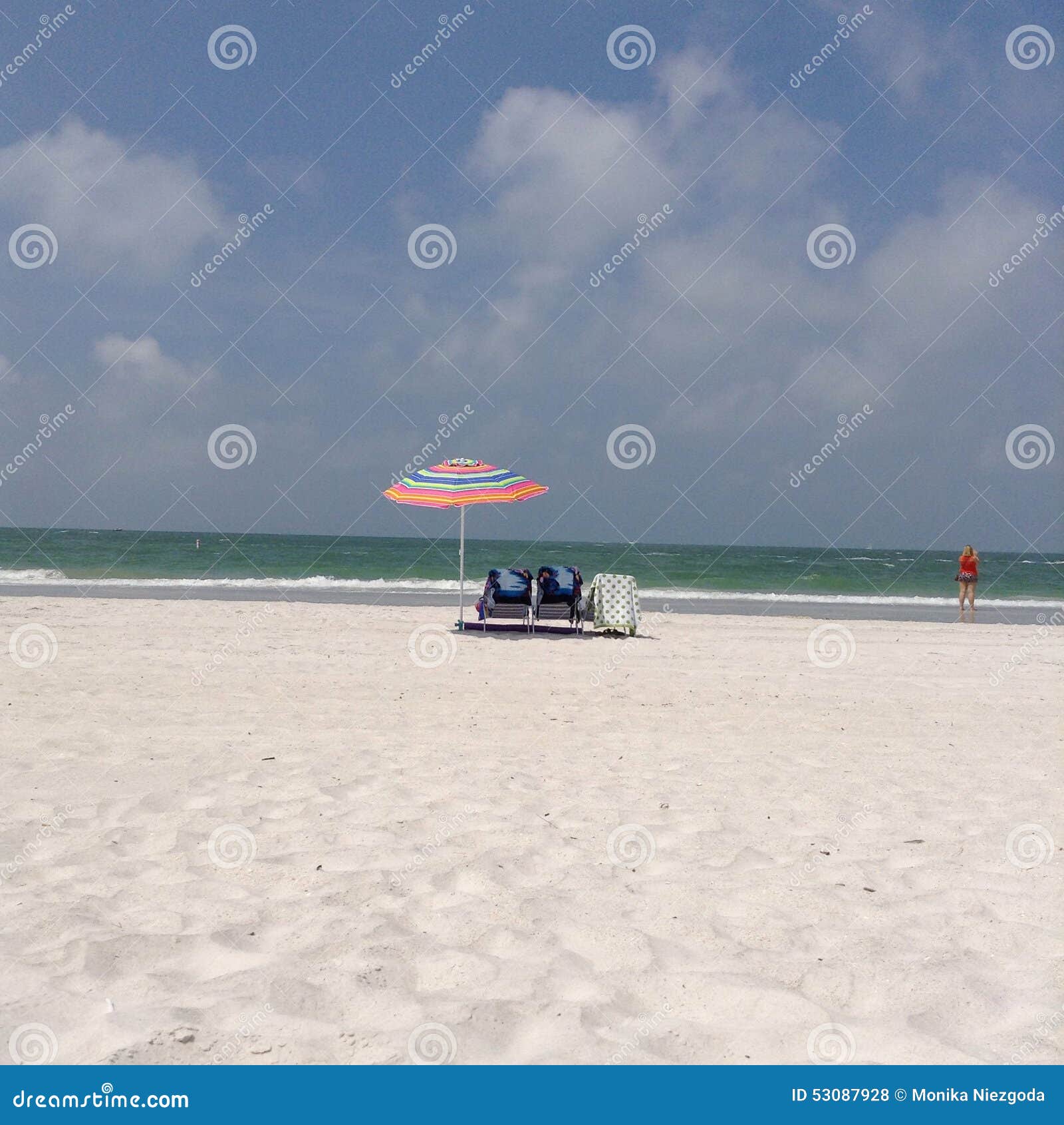 Vacation with an Ocean View Editorial Stock Photo - Image of beach ...