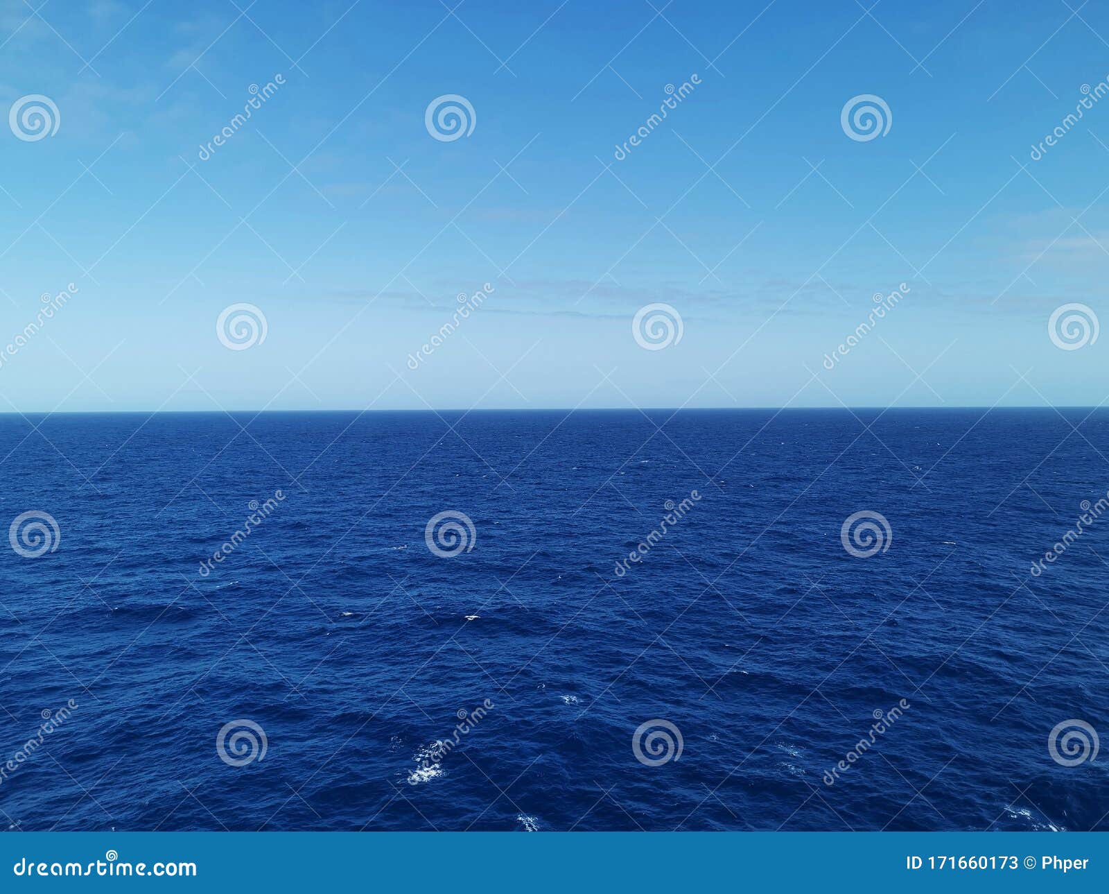 Ocean view and blue sky stock image. Image of ocean - 171660173