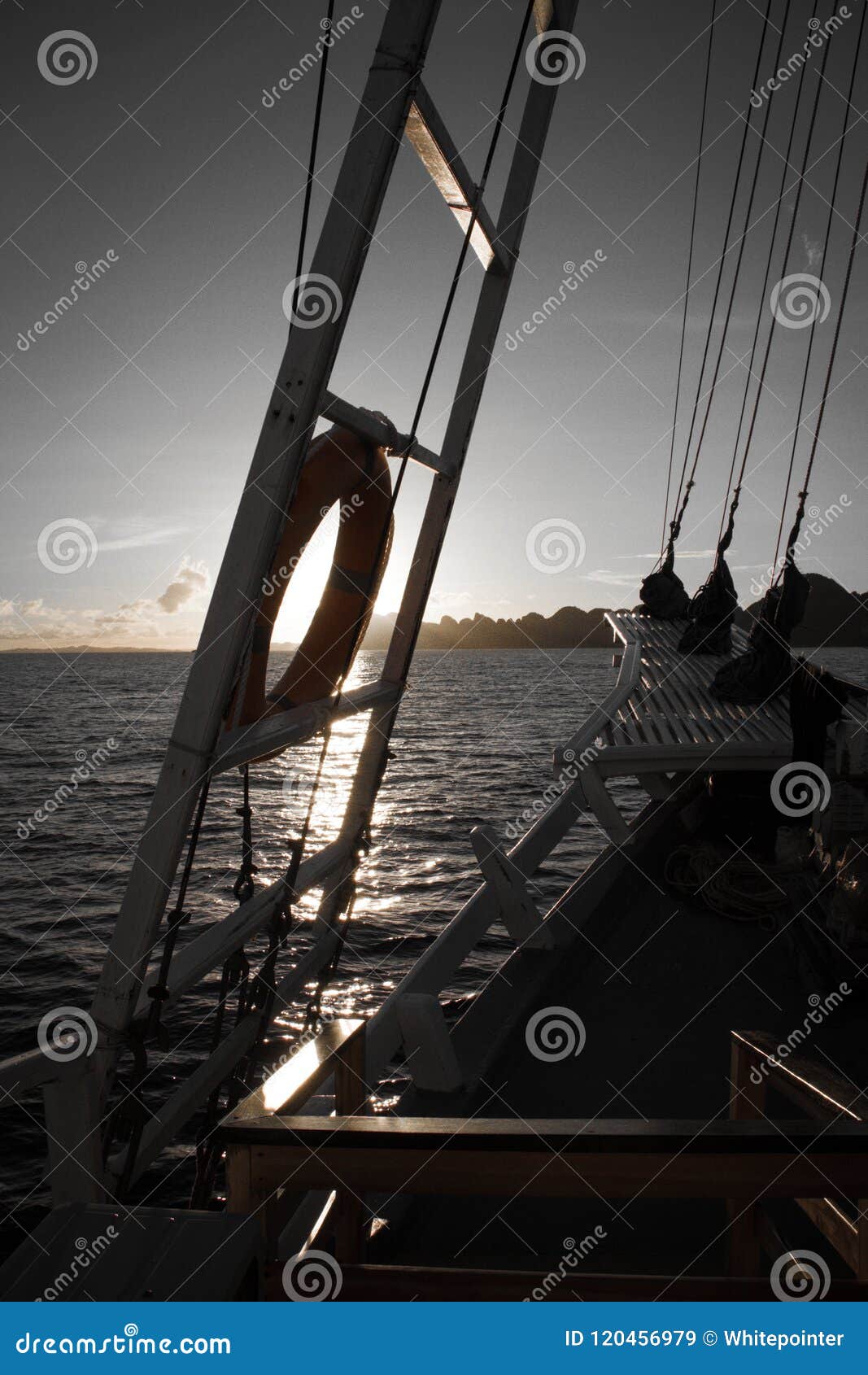 The Ocean View from the Bow of Sailing Ship on Beautiful Sunsets Stock ...