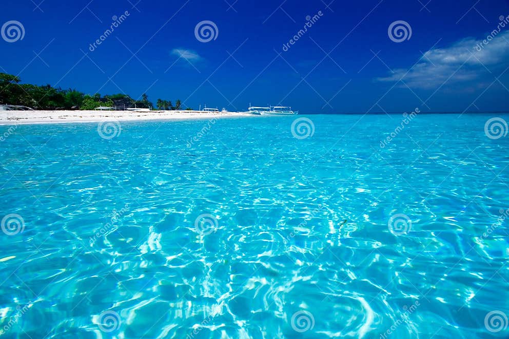 Ocean View of Paradise Island Stock Photo - Image of lonely, coconut ...