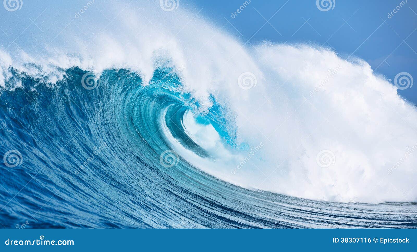 Ocean Wave Giant Splashing Water Stock Photo - Image of summer, pacific ...