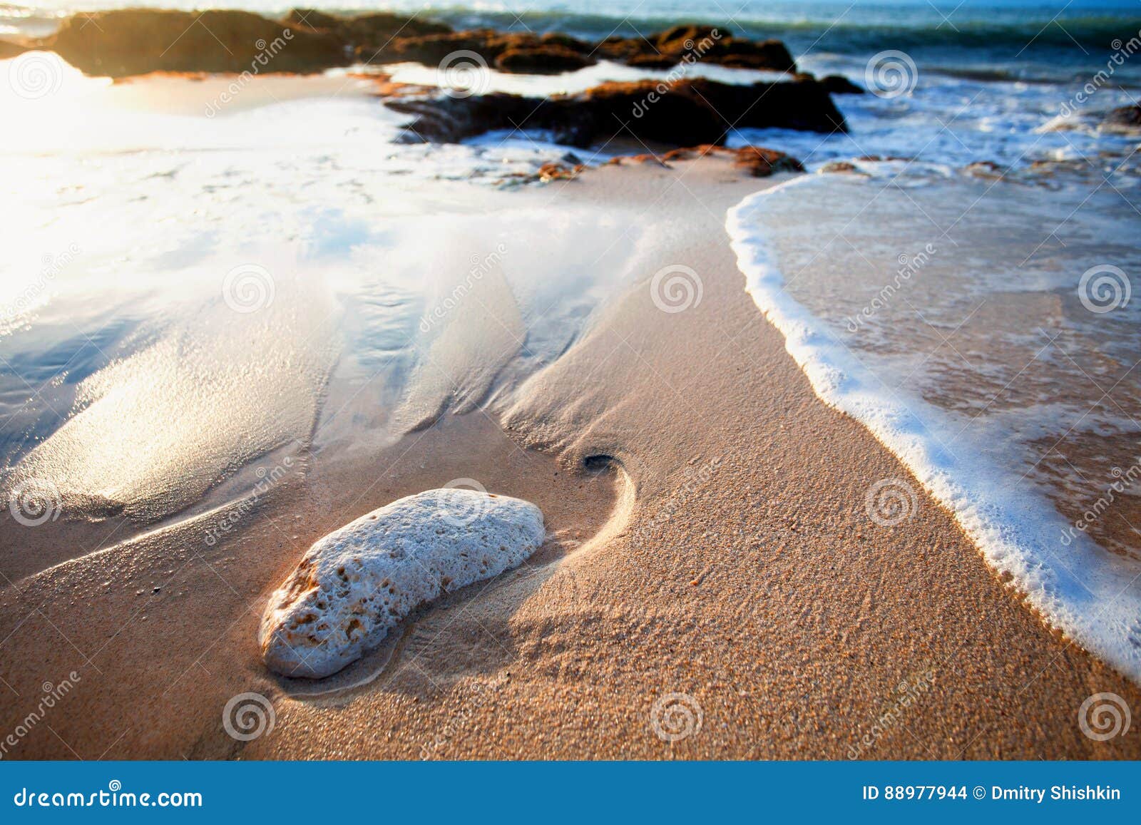 Ocean Waves Breaking on the Rocks on the Beach Stock Photo - Image of ...