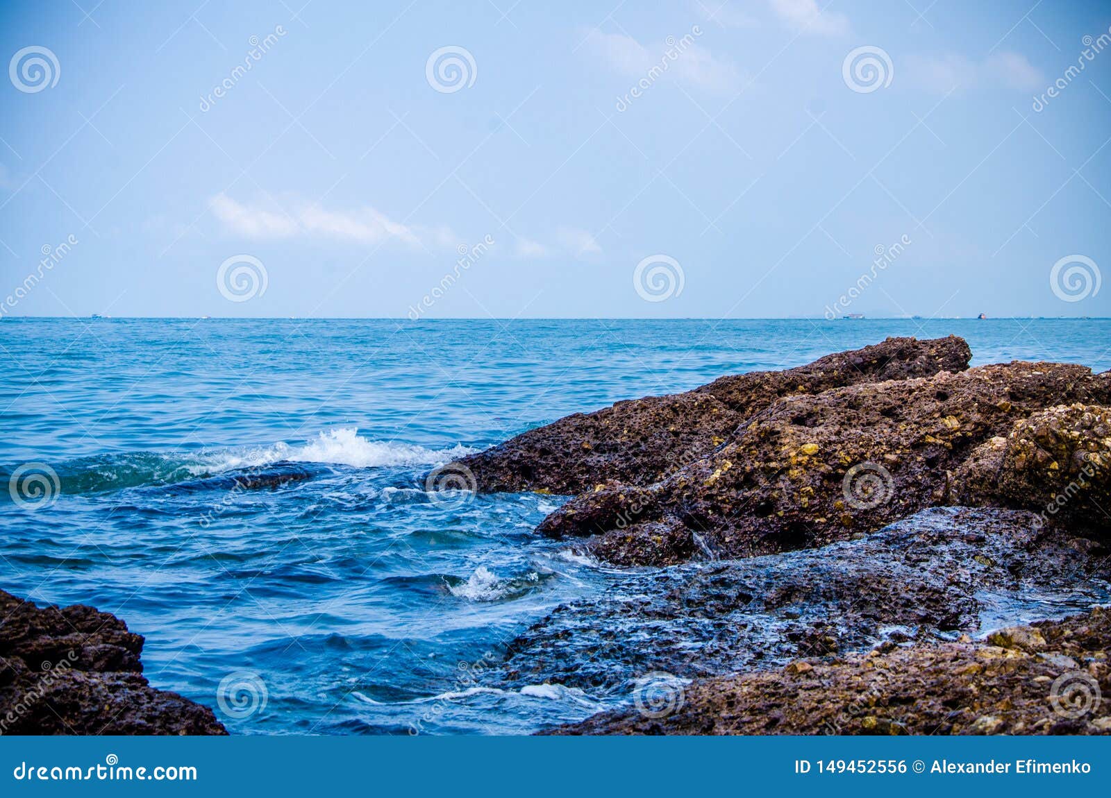 Ocean Waves Breaking on the Rocks on the Shore. Stock Photo - Image of ...