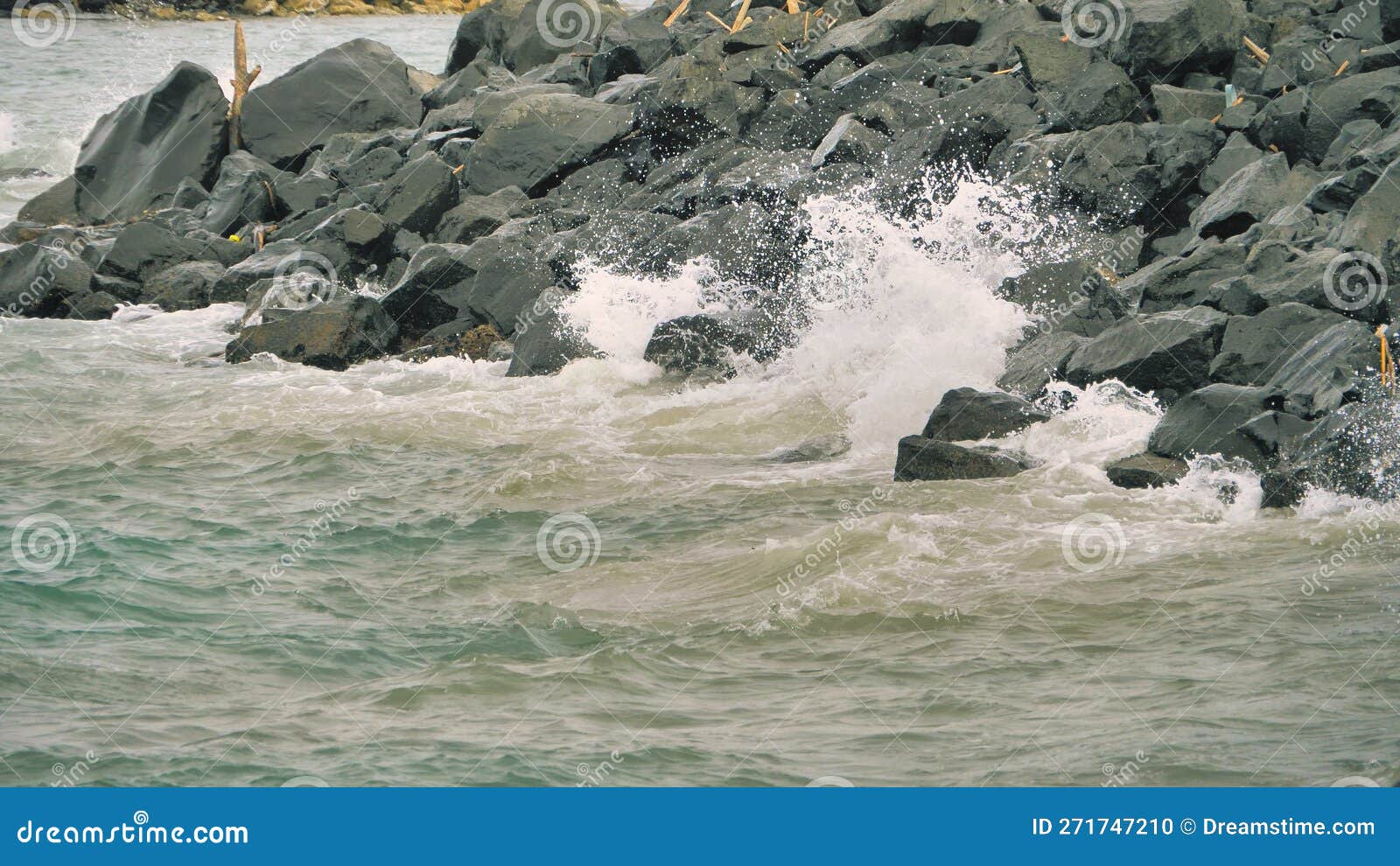 Ocean Waves Crashing Onto a Rocky Shore Stock Photo - Image of outdoor ...