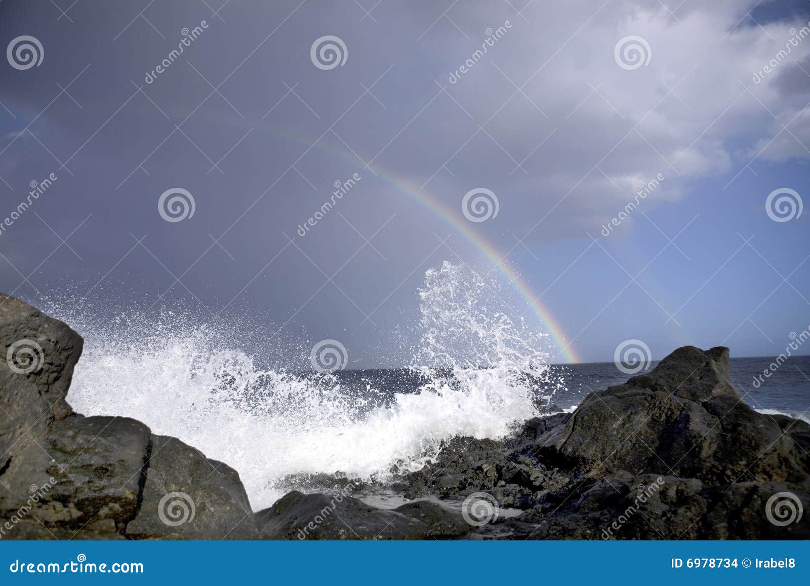 Ocean waves and rainbow stock photo. Image of edge, freshness - 6978734
