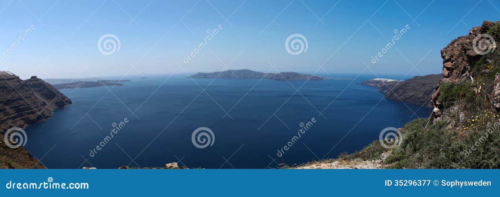 Oceanfront on Santorini Island Stock Image - Image of seashore ...