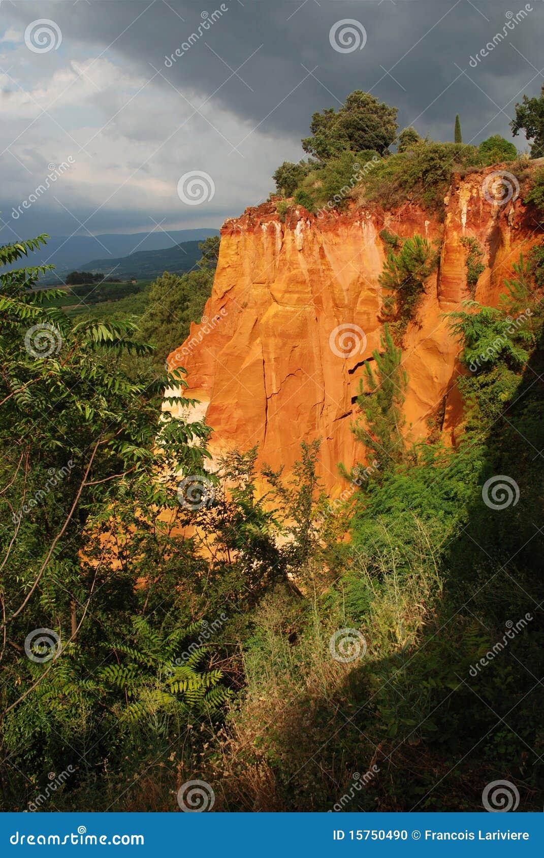 Ochre Sand Hills in Roussillon, Provence Stock Photo - Image of dusty ...