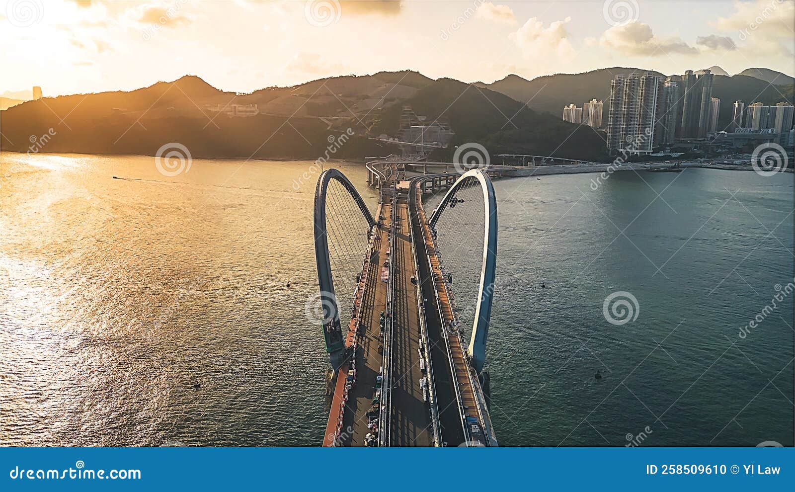 5 Oct 2022 Cross Harbor Bridge Under Construction, Tseung Kwan O ...