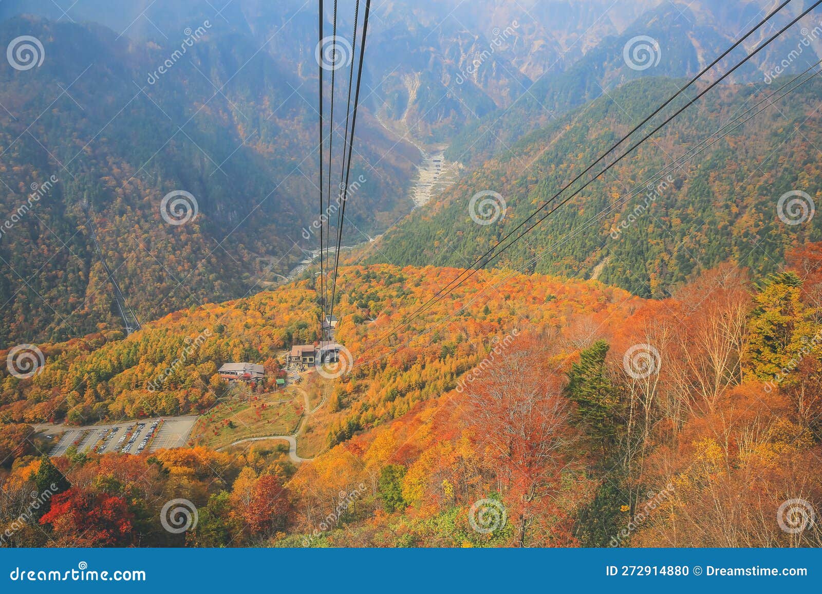 31 Oct 2013 Double Decker Ropeway, the Ropeway in Shinhotaka Mountain ...