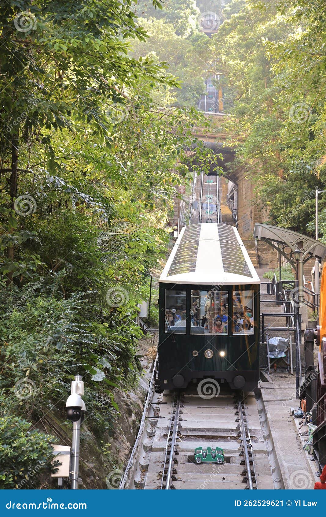 14 Oct 2022 New Peak Tram Pass the Stone Bridge MacDonnell Road ...
