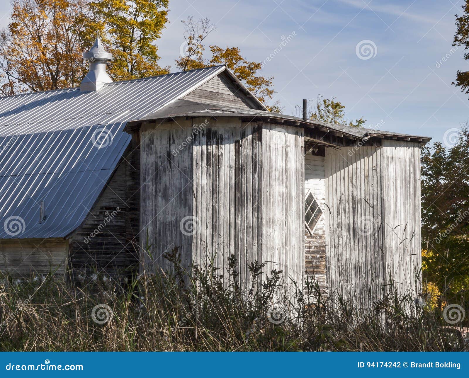 Octagonal Silos on a Vermont Barn Stock Photo - Image of fall, england ...