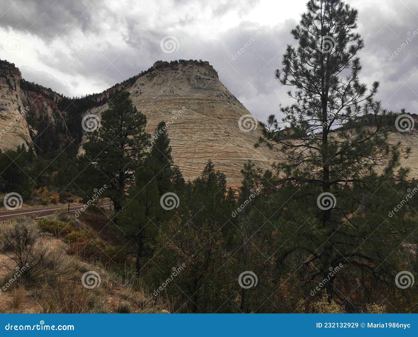 October at Zion National Park, Utah. Stock Image - Image of autumn ...
