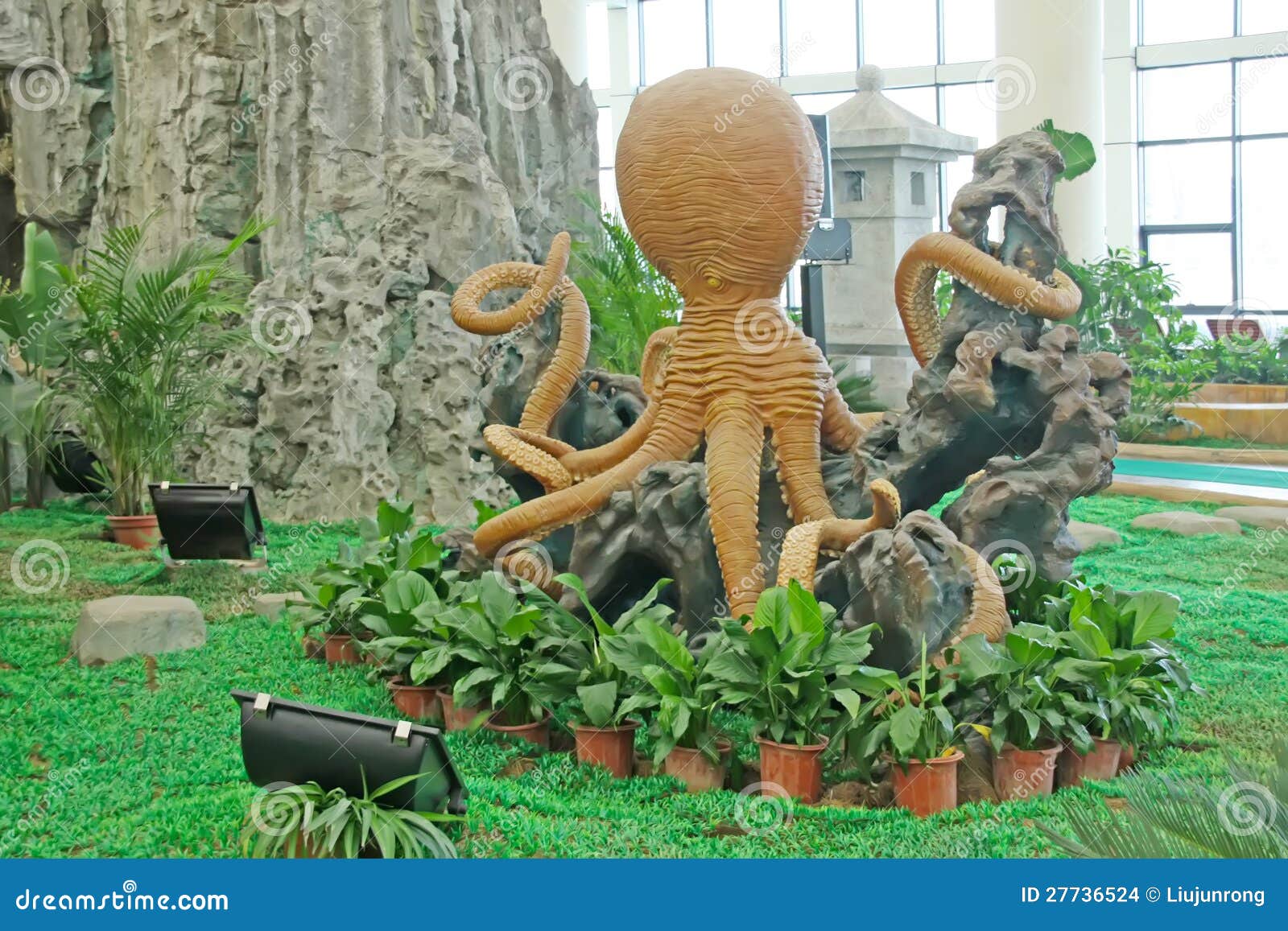 Octopus Modelling Landscape Stock Photo - Image of features, palm: 27736524